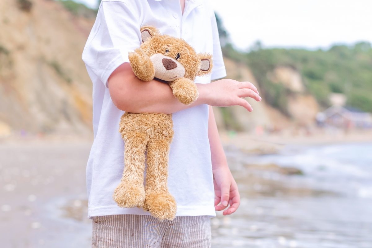 HOLIDAYS WITH THE HOLIBOB BEARS – Keep Up With The Jones Family