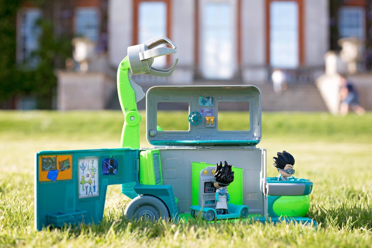 PJ MASKS ROMEO’S LAB PLAYSET REVIEW [AND A GIVEAWAY!] [# ...