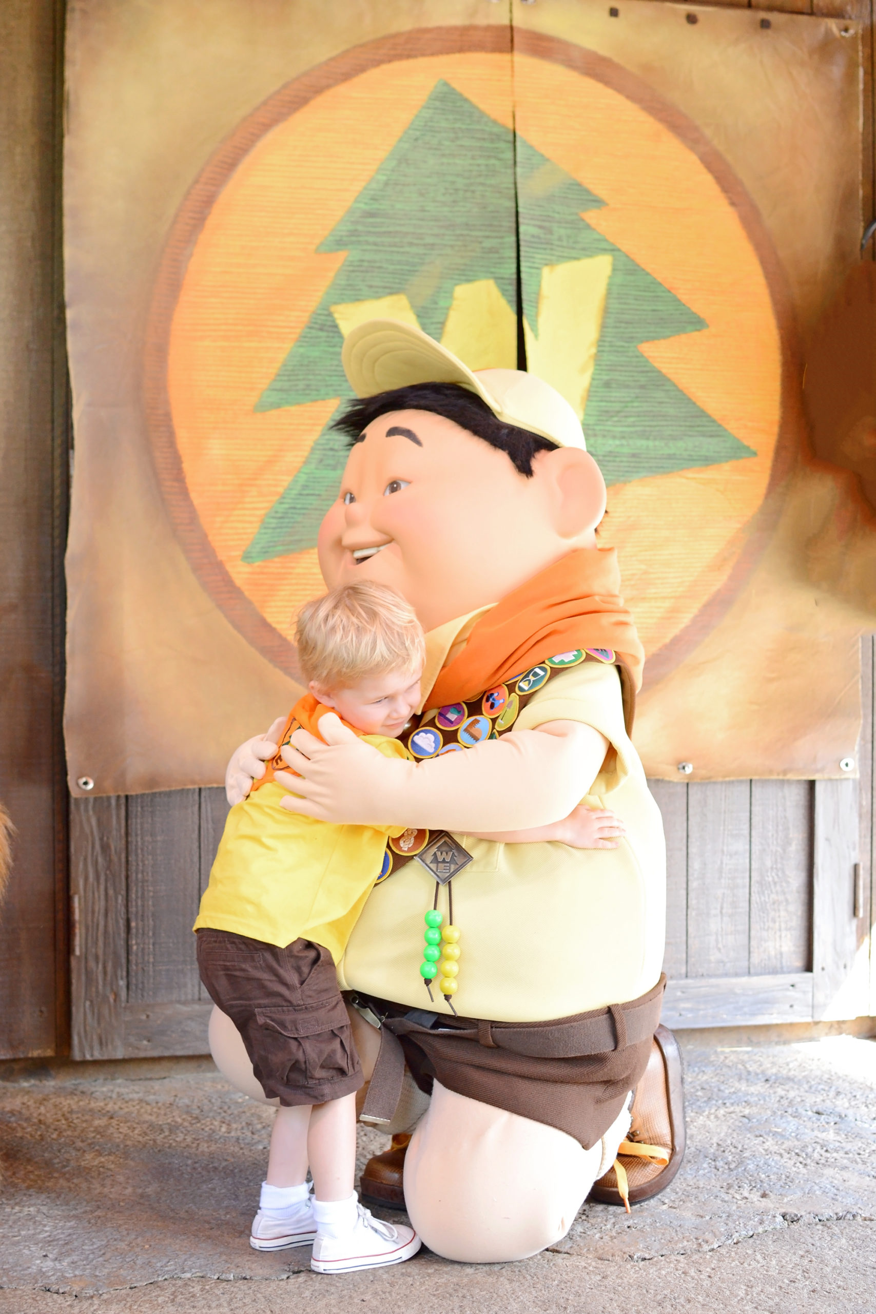 MEETING RUSSELL AND DUG FROM DISNEY AND PIXAR’S UP! – Keep Up With The ...